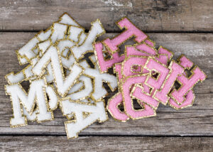 HOW TO MAKE CHENILLE LETTER COSMETIC BAGS - It's Me, ChristyB