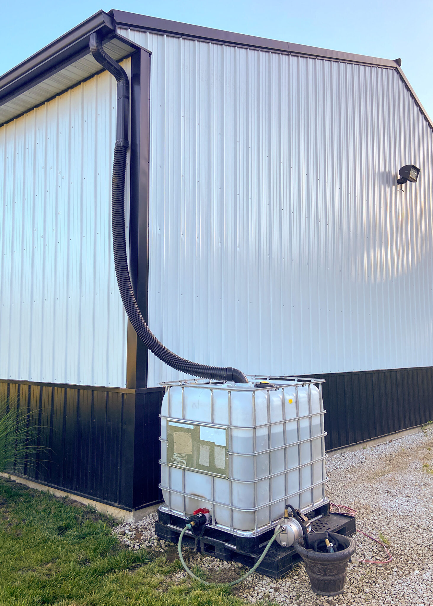 BARN RAINWATER COLLECTION SYSTEM | DIY - It's Me, ChristyB